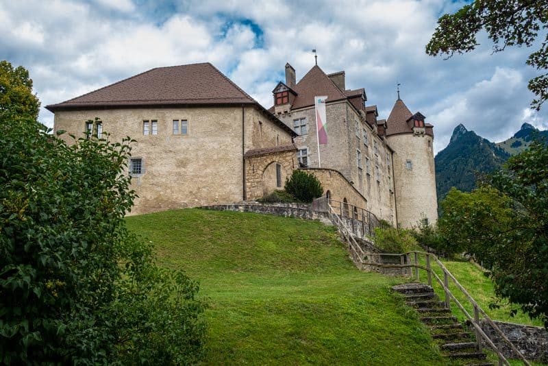 10 Spectacular Castles to visit in Switzerland ⋆ Expert World Travel